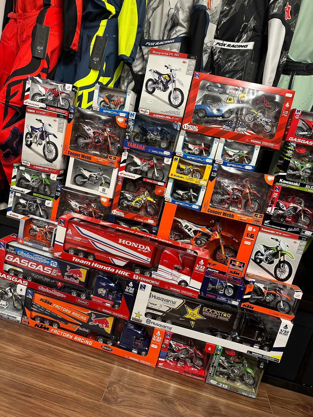 Masters of MX | Motocross Gear, Boots, Helmets | Online MX Shop ...